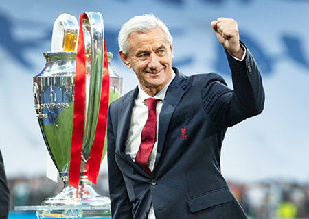 PANET | ويلز تعين إيان راش مستشارا وسفيرا لكرة القدم